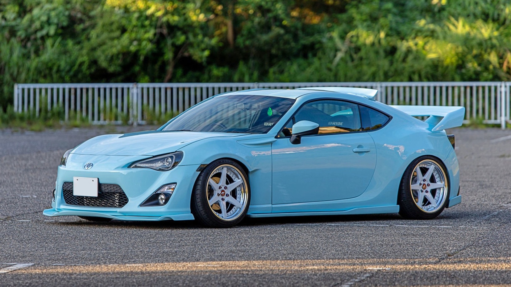 TOYOTA / 86 / ZEAST ST1 | WORK Photo Gallery