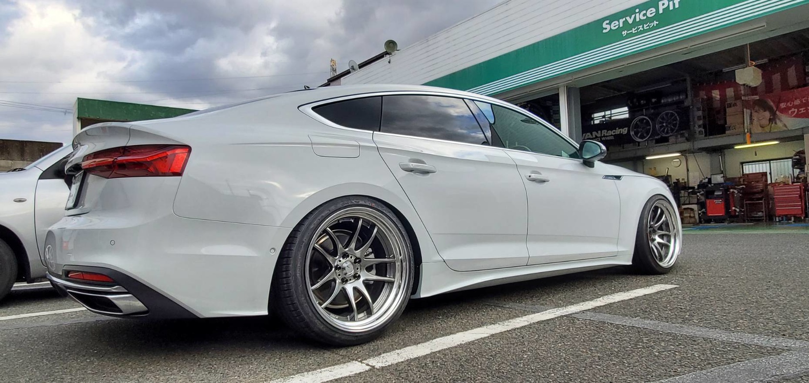 Audi / A5 / EMOTION T5R 2p | WORK Photo Gallery