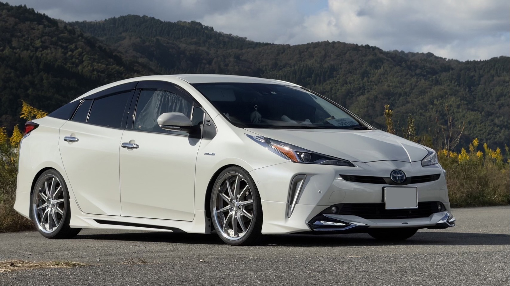 TOYOTA / PRIUS / LANVEC LS10 | WORK Photo Gallery