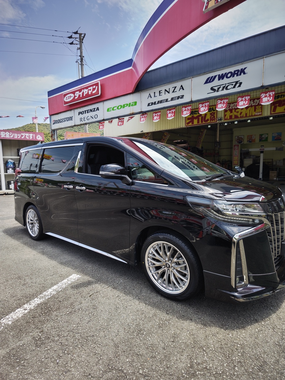 TOYOTA / ALPHARD & VELLFIRE / ZEAST STX | WORK Photo Gallery
