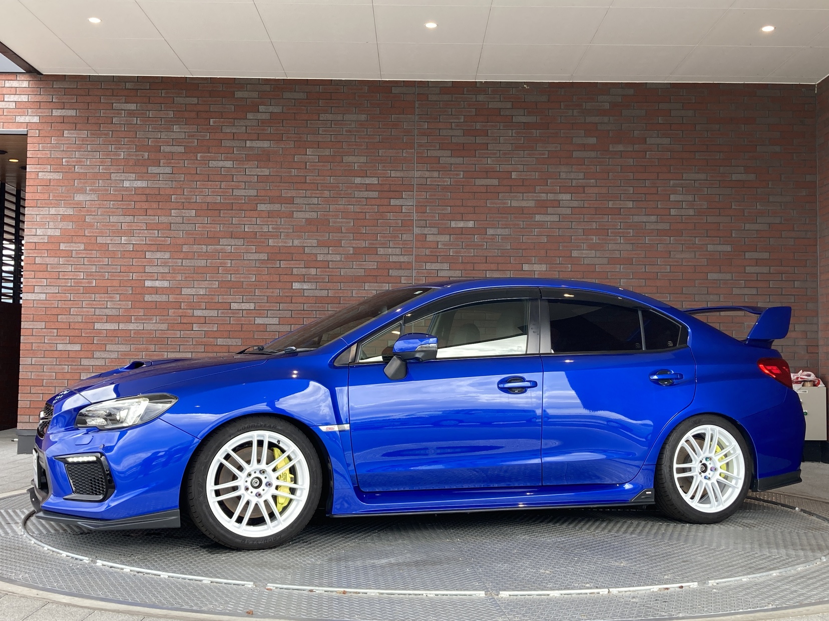 SUBARU / WRX-STI & WRX-S4 / EMOTION ZR7 | WORK Photo Gallery