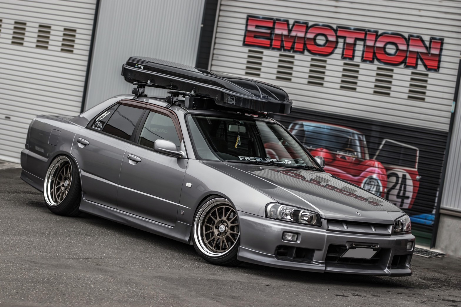 NISSAN / SKYLINE / Seeker FX | WORK Photo Gallery