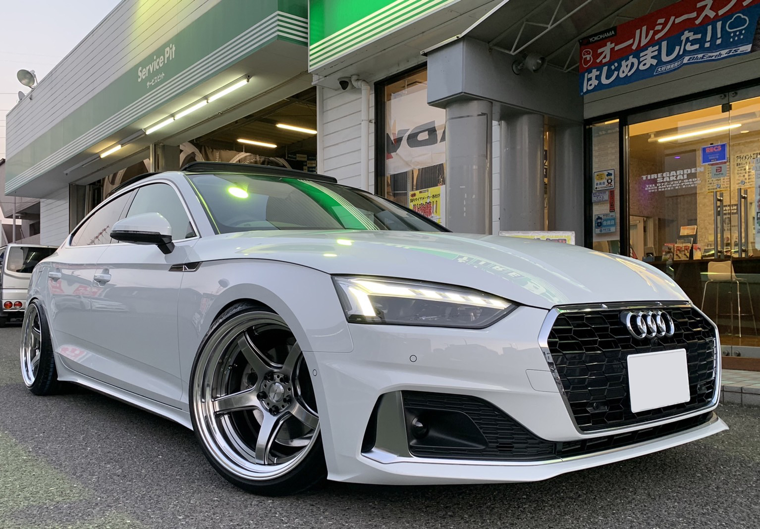 Audi / A5 / EMOTION T5R 2p | WORK Photo Gallery